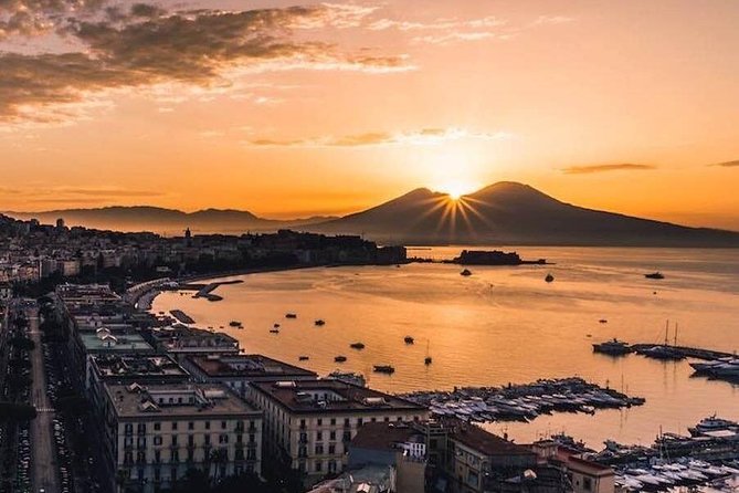 Private transfer from Rome to Sorrento with stop in Pompeii (2hours) - Key Points