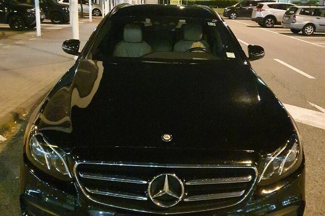 Private Transfer from Rotterdam Port to Amsterdam Airport (AMS) - Why This Transfer is Worth Considering