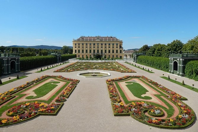 Private transfer from Salzburg to Vienna, 2 hours for sightseeing - Who Will Benefit Most?