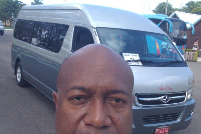 Private Transfer from Sangster Airport (MBJ) to Negril and Lucea - Meeting Points and Operating Hours