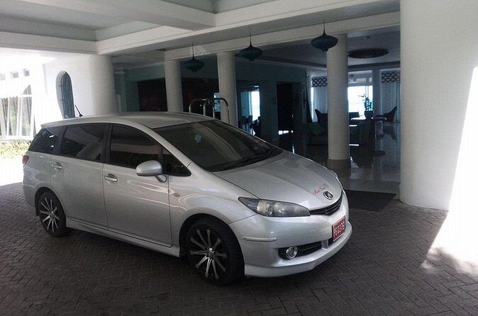Private Transfer from Sangster Airport (MBJ) to Negril and Lucea - Analyzing the Cost and Value