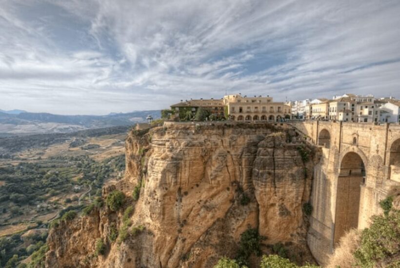 Private Transfer from Sevilla to Granada stopping in Ronda - What Makes Ronda Special?