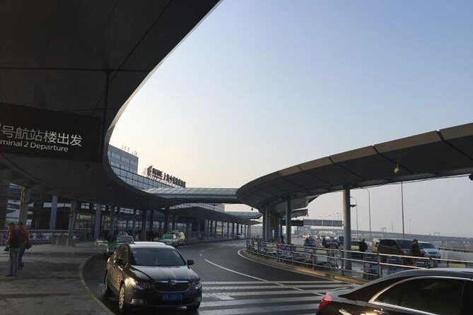 Private Transfer from Shanghai Hongqiao Railway Station to Pudong Airport - Why Travelers Love It (Based on Reviews)