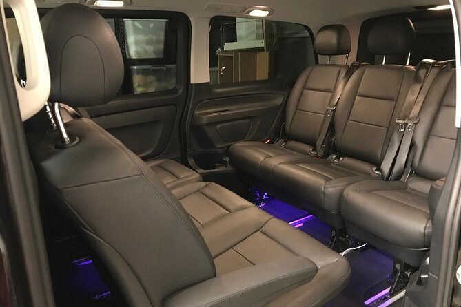 Private Transfer from Sunshine Coast Airport to Noosa up to 3 pax - The Sum Up