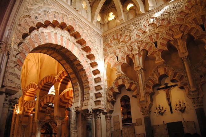 Private transfer from/to Seville to/from Granada with optional stop in Cordoba - An In-Depth Look at the Transfer Service