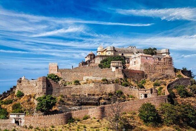 Private Transfer From Udaipur To Jaisalmer Via Ranakpur Jain Temple - Key Points