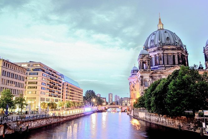 Private Transfer from Vienna to Berlin with 2 hours for sightseeing - Who Will Love This Experience?