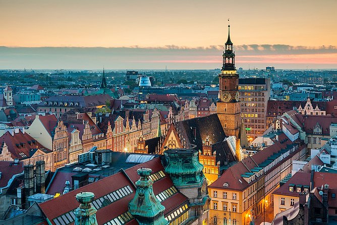 Private Transfer from Wroclaw (WRO) Airport to Wroclaw city centre - Key Points