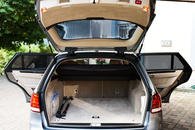 Private Transfer From Zurich City to Zurich Airport - Vehicle and Safety Specifications