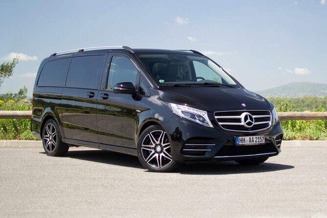 Private Transfer Fukuoka Airport FUK to Fukuoka City - In-Depth Look at the Transfer Experience