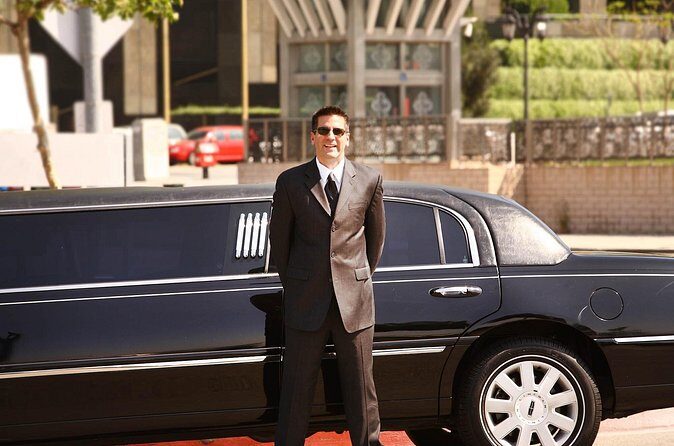 Private Transfer in a Luxury Vehicle to and/or from HOU and IAH - Key Points
