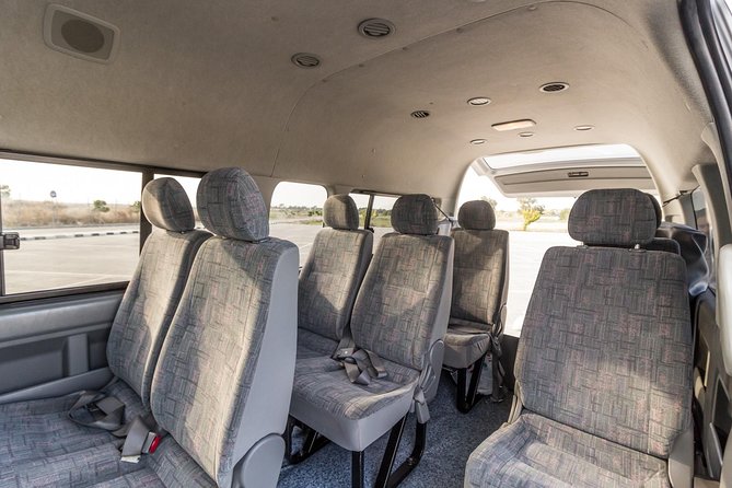 Private Transfer: Larnaca Airport to Larnaca District 1-14 Pax - Luggage and Mobility