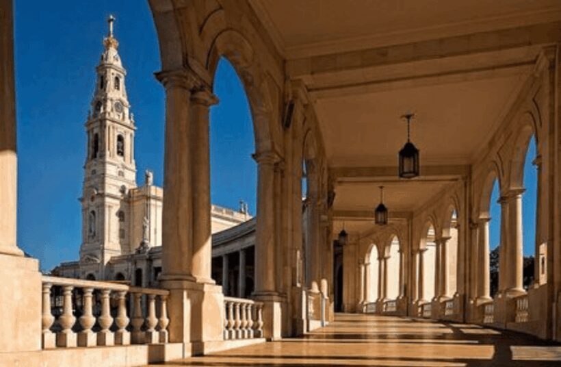 Private Transfer Lisboa-Porto and Vice-Versa With 2 Stops - The Sum Up