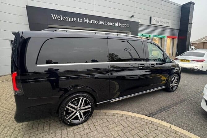 Private Transfer: London to Luton Airport LTN by Luxury Van - FAQ