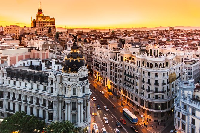 Private Transfer: Madrid Airport MAD to Madrid in Luxury Van - Key Points