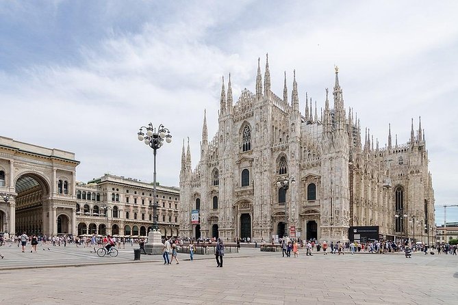 Private Transfer: Milan Airport MXP to Lake Como by Luxury Van - FAQ