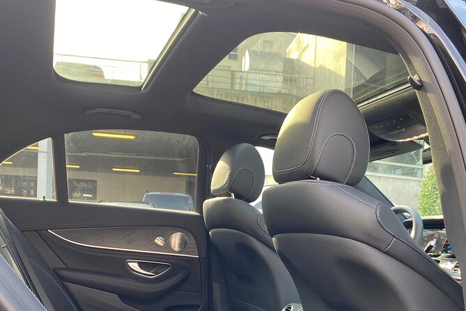 Private Transfer Paris from and to Airport (CDG, Orly, Beauvais) - What Sets This Service Apart?