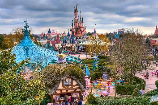 Private Transfer: Paris to Disneyland Park or Hotel by Luxury Van - The Sum Up