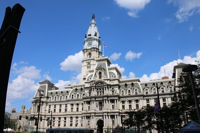Private Transfer: Philadelphia to Philadelphia Airport PHL in in Business Car - What to Expect During Your Transfer