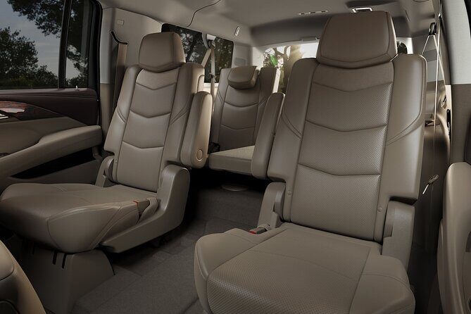 Private Transfer Philadelphia to Philadephia Airport PHL by SUV - In-Depth Look at the Experience