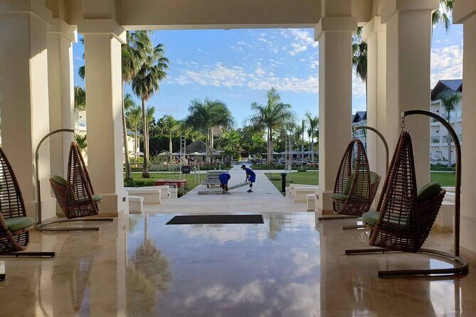 Private Transfer Punta Cana Airport to/from Dreams La Romana - Key Points