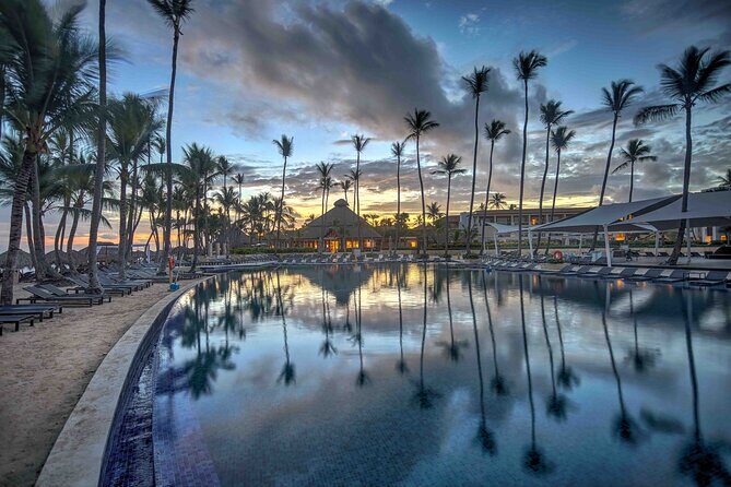 Private Transfer Punta Cana Airport to/from Royalton Punta Cana - A Straightforward Look at the Private Transfer from Punta Cana Airport to Royalton Punta Cana