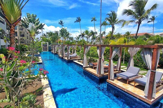 Private Transfer Punta Cana Airport to/from Secrets Royal Beach - What to Expect from this Punta Cana Airport Transfer