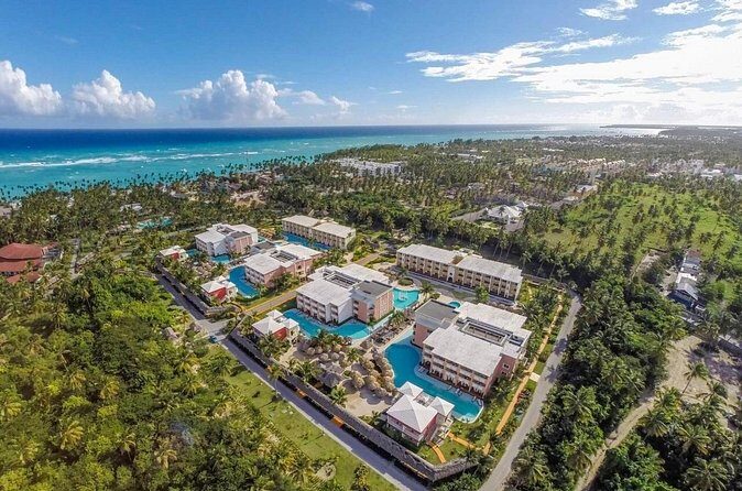 Private Transfer Punta Cana Airport to/from TRS Turquesa - The Practical Benefits