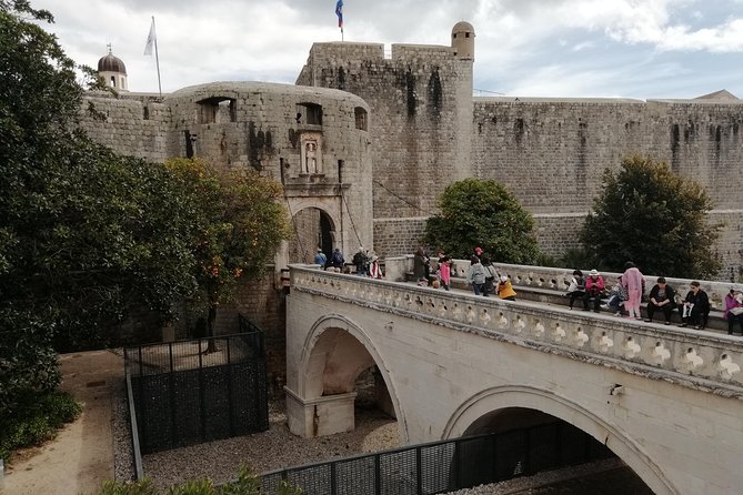 Private Transfer: Split to Dubrovnik With Side-Trip to Makarska - Pickup and Drop-off Information