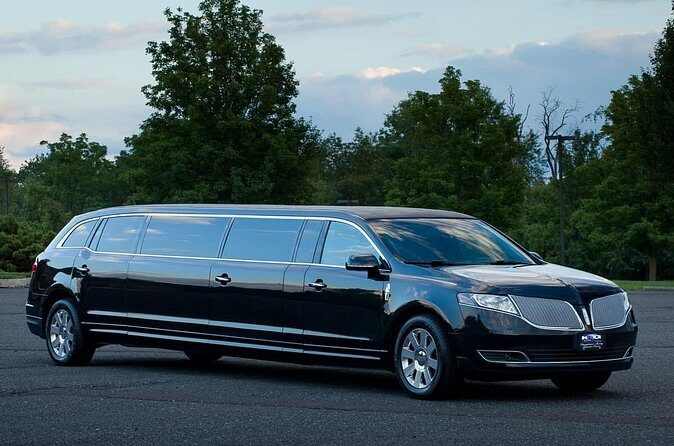 Private Transfer Theme Park Hotels to Orlando Airport by Bus/Limo - Frequently Asked Questions