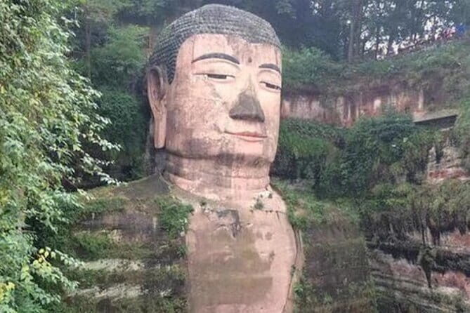 Private Transfer to Leshan Giant Buddha - An In-Depth Look at the Private Transfer to Leshan Giant Buddha