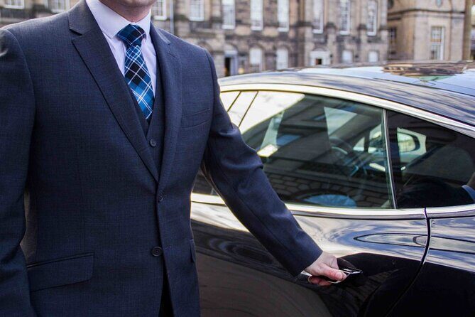 Private Transfer: Toronto Pearson Airport or Richmond Hill Black Car Service - The Sum Up