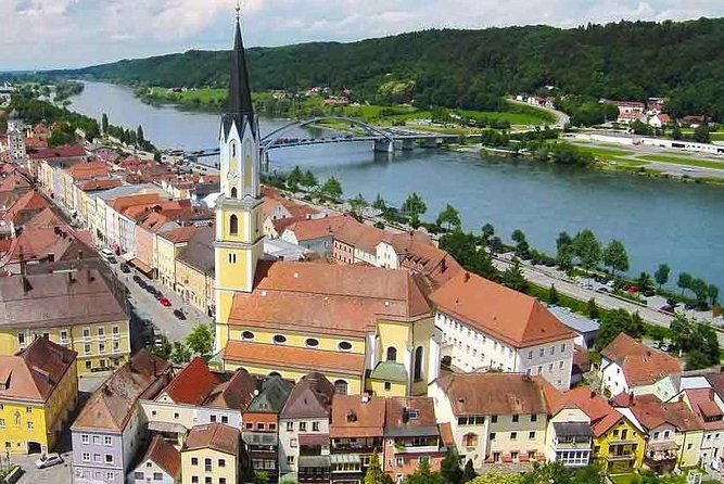 Private Transfer Vilshofen to Prague or Prague to Vilshofen - Who Should Consider This Service?