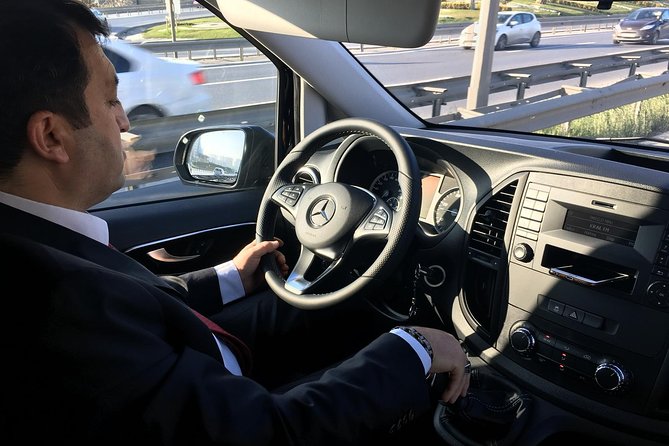 Private Transfers From Istanbul Airports to Istanbul City - Pickup and Drop-off Details