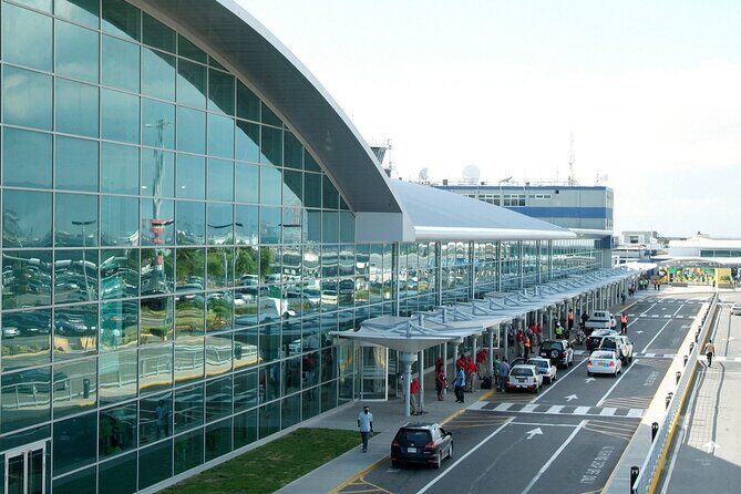 Private Transfers To/From Kingston Airport (NMIA) - Key Points