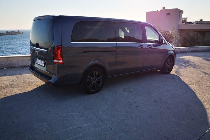 Private transfers up to 7 persons to or from Dubrovnik airport to Dubrovnik - Vehicle Options and Comfort