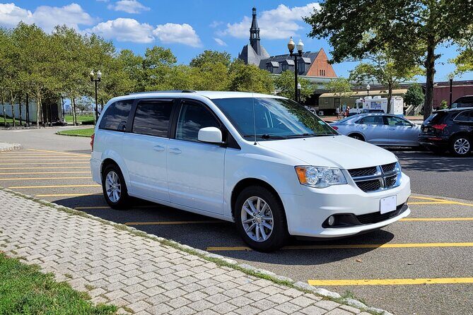 Private Transport from Newark Airport to Times Square New York - The Practical Details