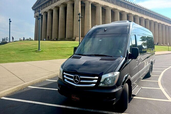 Private Transportation from BNA to Knoxville for 6-13 Passengers - An In-Depth Look at the Knoxville to Nashville Transportation Service