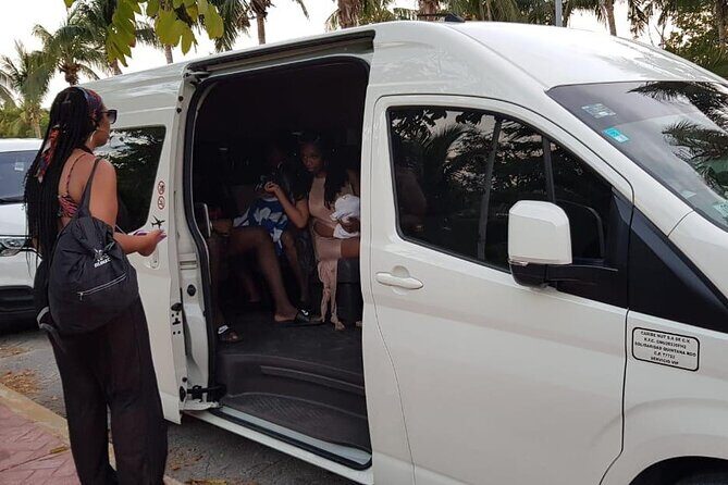 Private Transportation from Cancun Airport to Tulum - What to Expect on Your Journey