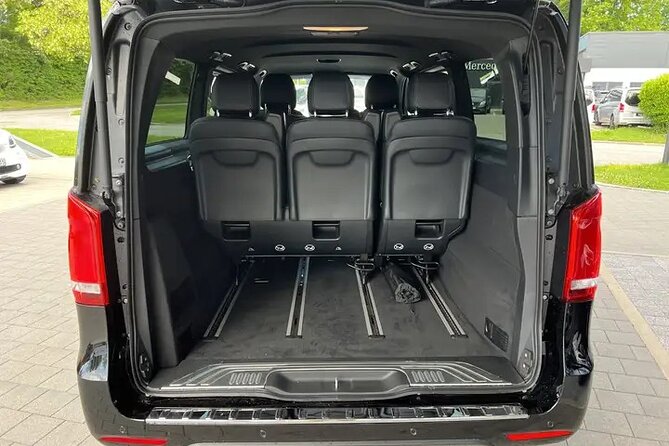 Private Transportation From Granada City to Malaga Airport - Vehicle and Amenities