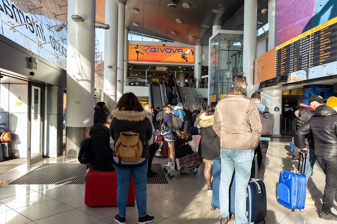 Private Transportation from Naples Airport to Sorrento - Who Should Consider This Service?