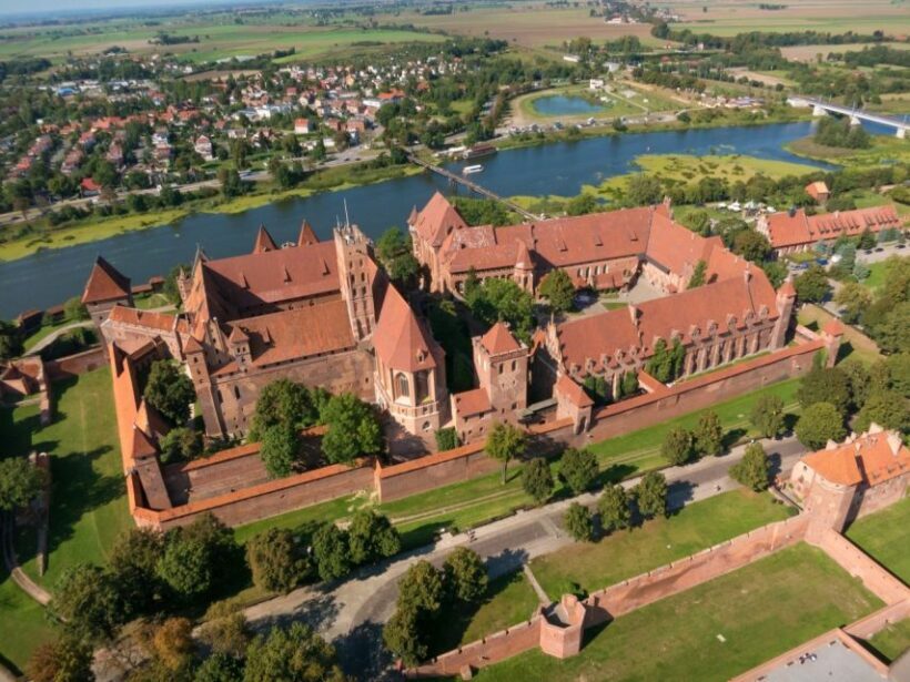 Private transportation to the Malbork Castle from Gdansk - Key Points
