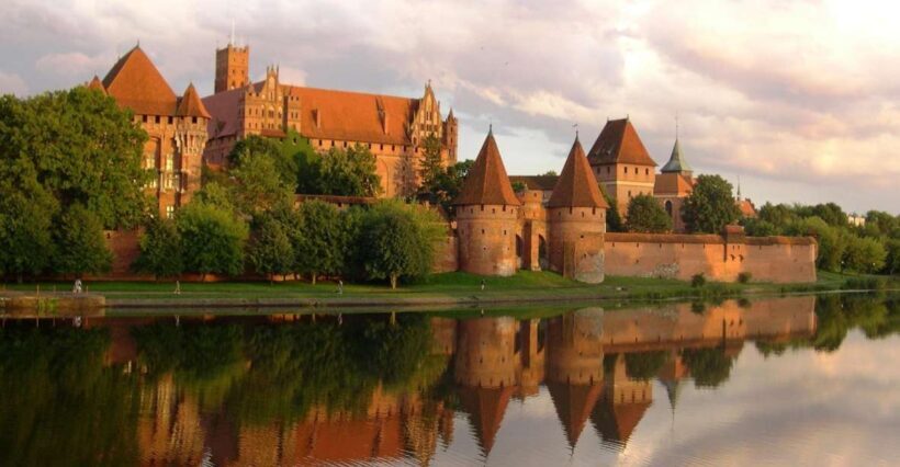 Private transportation to the Malbork Castle from Gdansk - Why Travel to Malbork Castle?