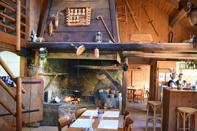 Private Trip From Geneva to Gruyeres: Cheese & Chocolate Tasting - Dining Options in Gruyeres