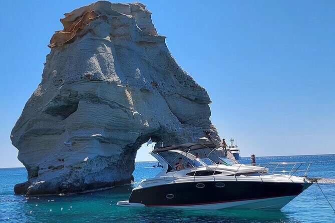 Private trip-Kleftiko Gerakas Tsigrado Paliochori with Speed Blue - Introduction: A Private Milos Sea Adventure