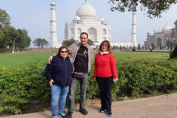 Private Trip: Sunrise Taj Mahal Tour With Agra Fort, Mehtab Bagh and Fatehpur Sikri with All Inclusive - Who Will Love This Tour?