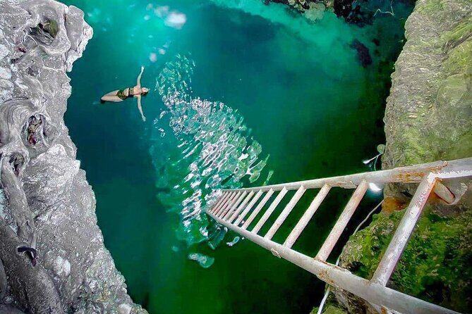 Private Trip to Blue Hole Mineral Springs, Negril & Ricks Café - Transportation and Practicalities