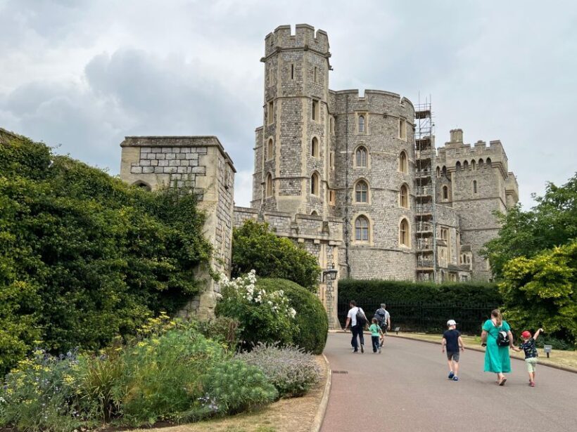 Private trip to Windsor Castle and Stonehenge - A Deep Dive into the Experience