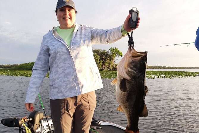 Private Trophy Bass Harris Chain of Lakes Fishing Charter - FAQs