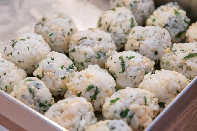 Private Tsukiji Market Visit and Cooking Class in Junkos Home - Logistics and Meeting Points